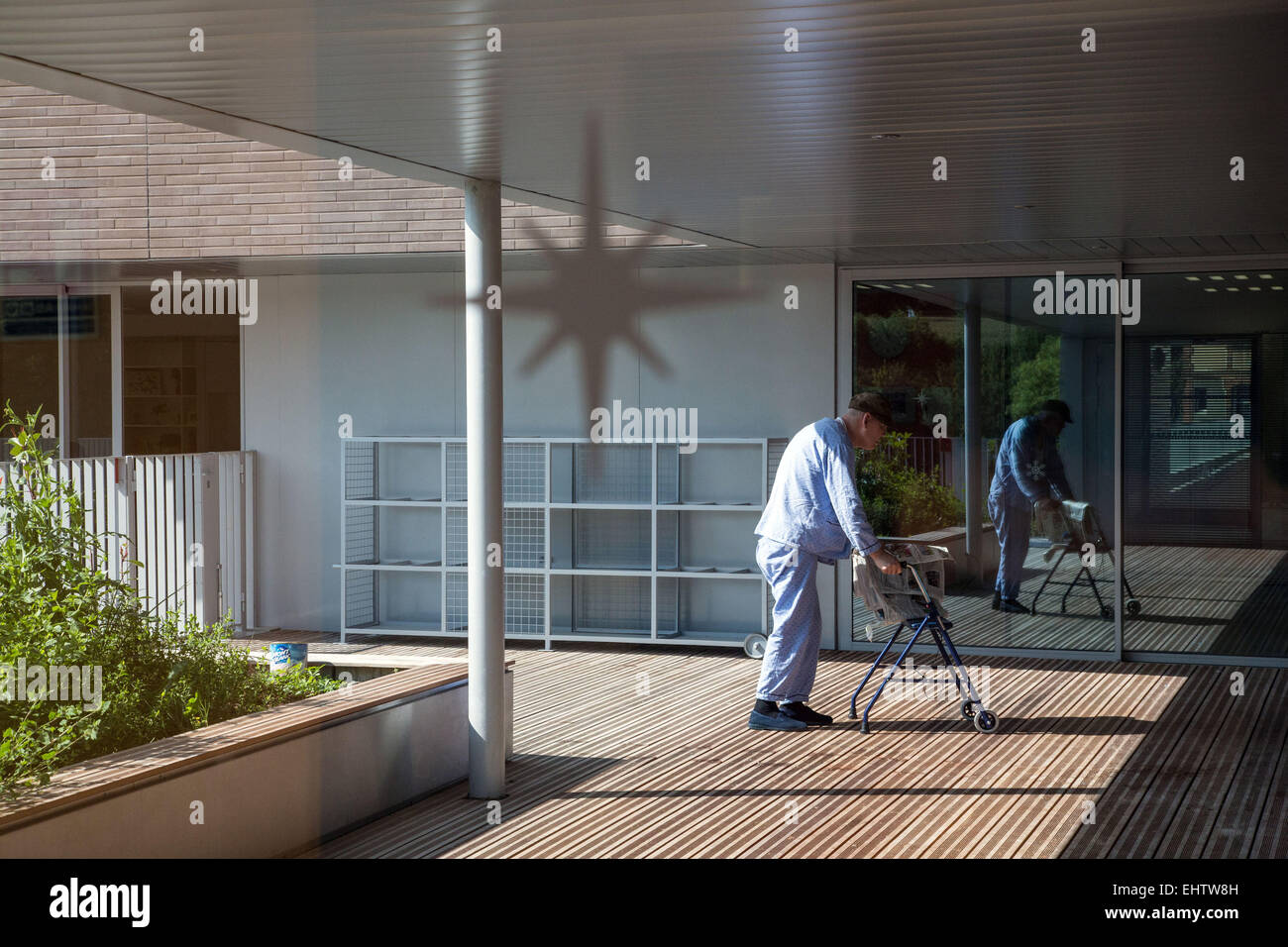 EHPAD, RETIREMENT HOME, FRANCE Stock Photo - Alamy