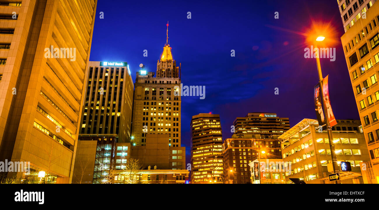 Night view of skyscrapers at night in Baltimore, Maryland Stock Photo ...