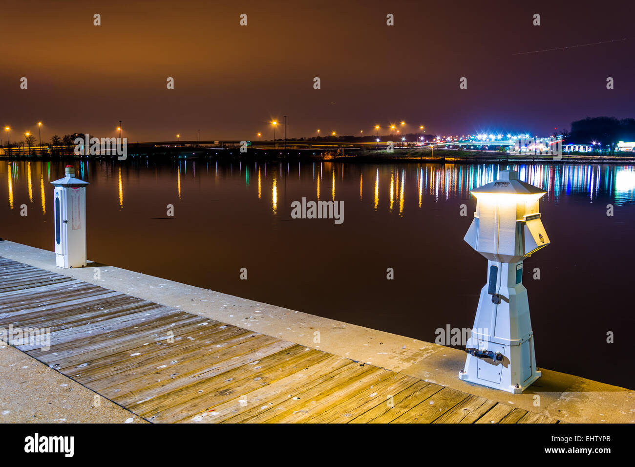 NATIONAL HARBOR, MARYLAND - DECEMBER 2: Pier at night on December 2 ...