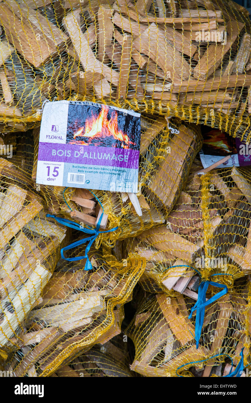 Kindling of the hi-res stock photography and images - Alamy