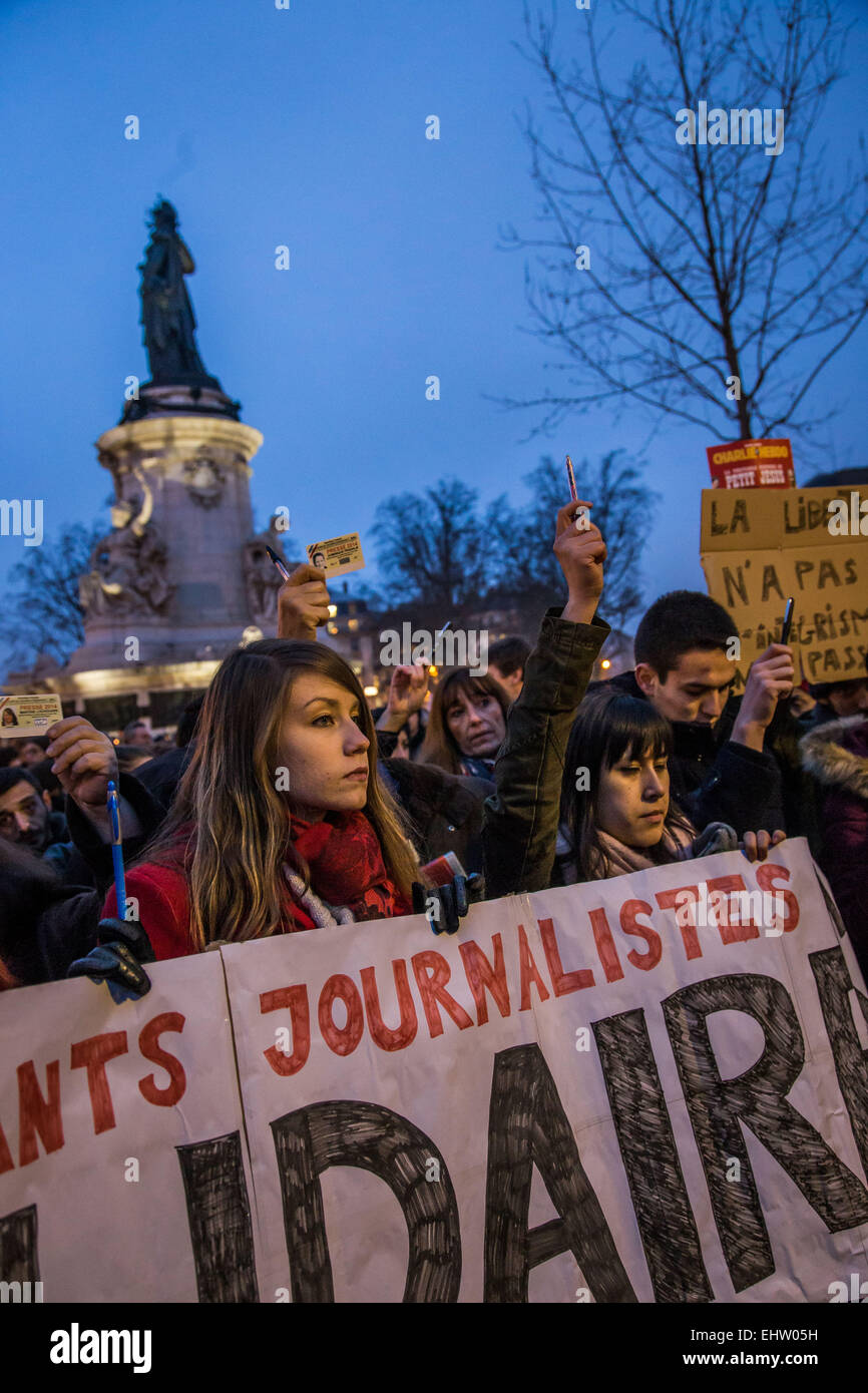 SUPPORT RALLY IN HOMAGE TO THE 12 VICTIMS OF THE ATTACKS ON THE ...