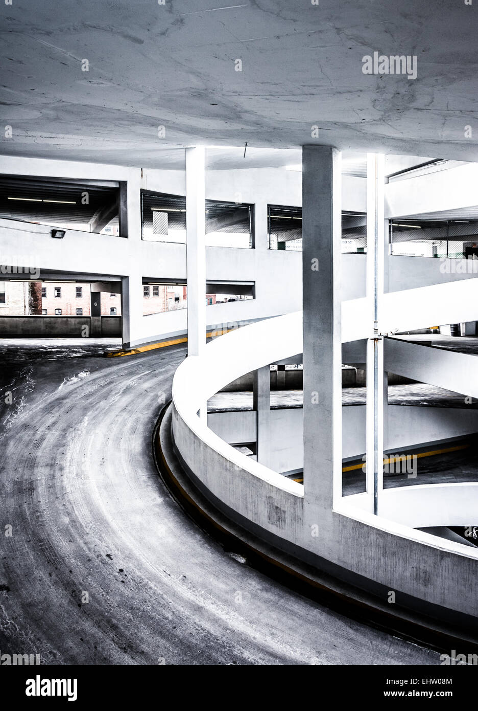 Spiral ramp parking garage hi-res stock photography and images - Alamy