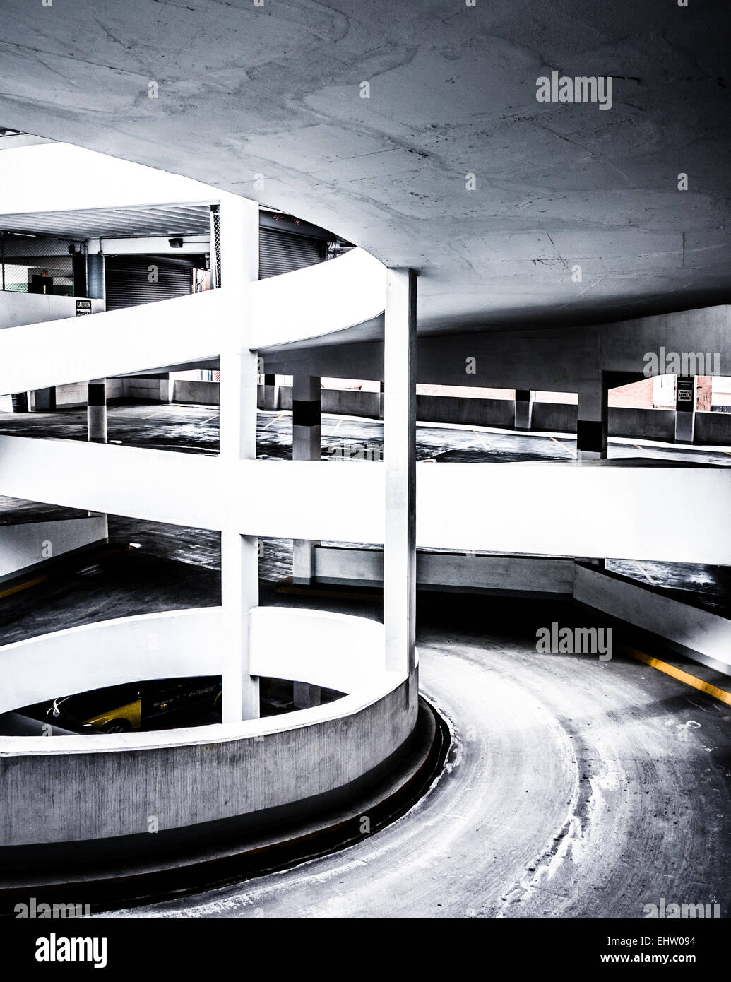 Spiral ramp parking garage hi-res stock photography and images - Alamy