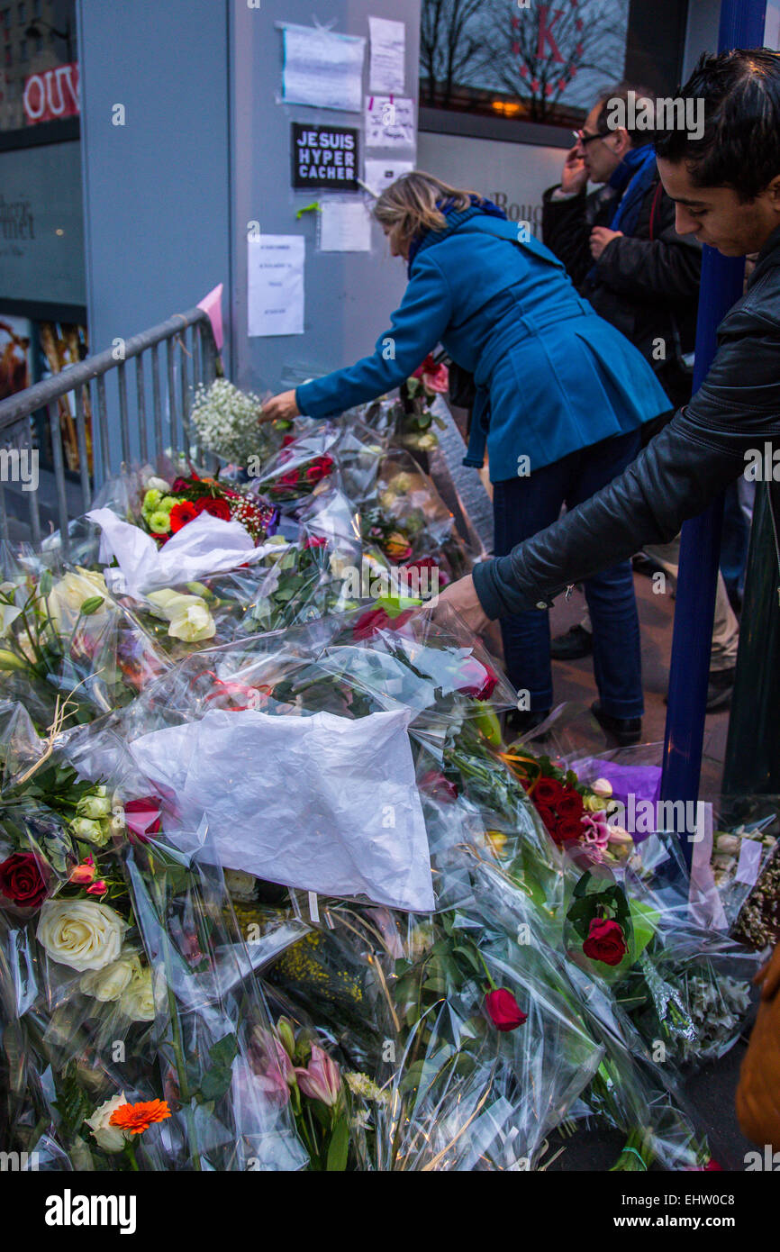 HYPER CACHER SUPERMARKET Stock Photo - Alamy