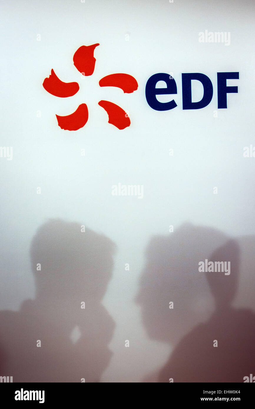 Logo appearance hi-res stock photography and images - Alamy