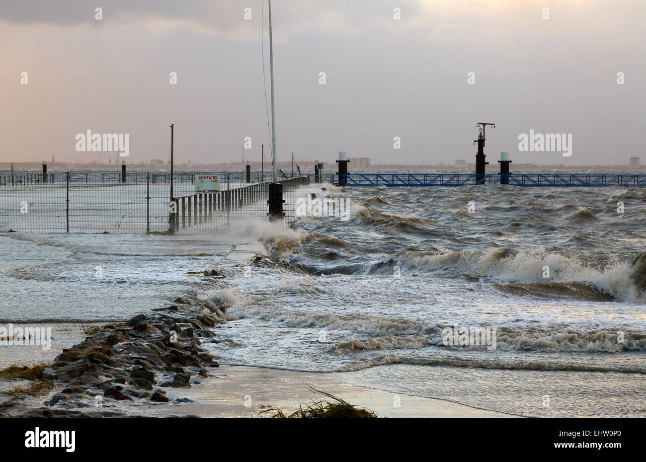 Storm surge hi-res stock photography and images - Alamy