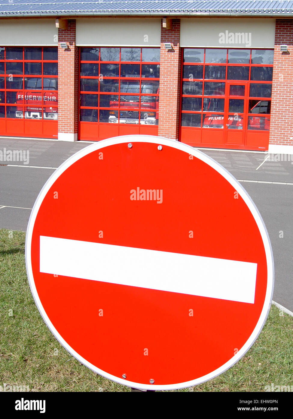 Feuerwehrstation hi-res stock photography and images - Alamy