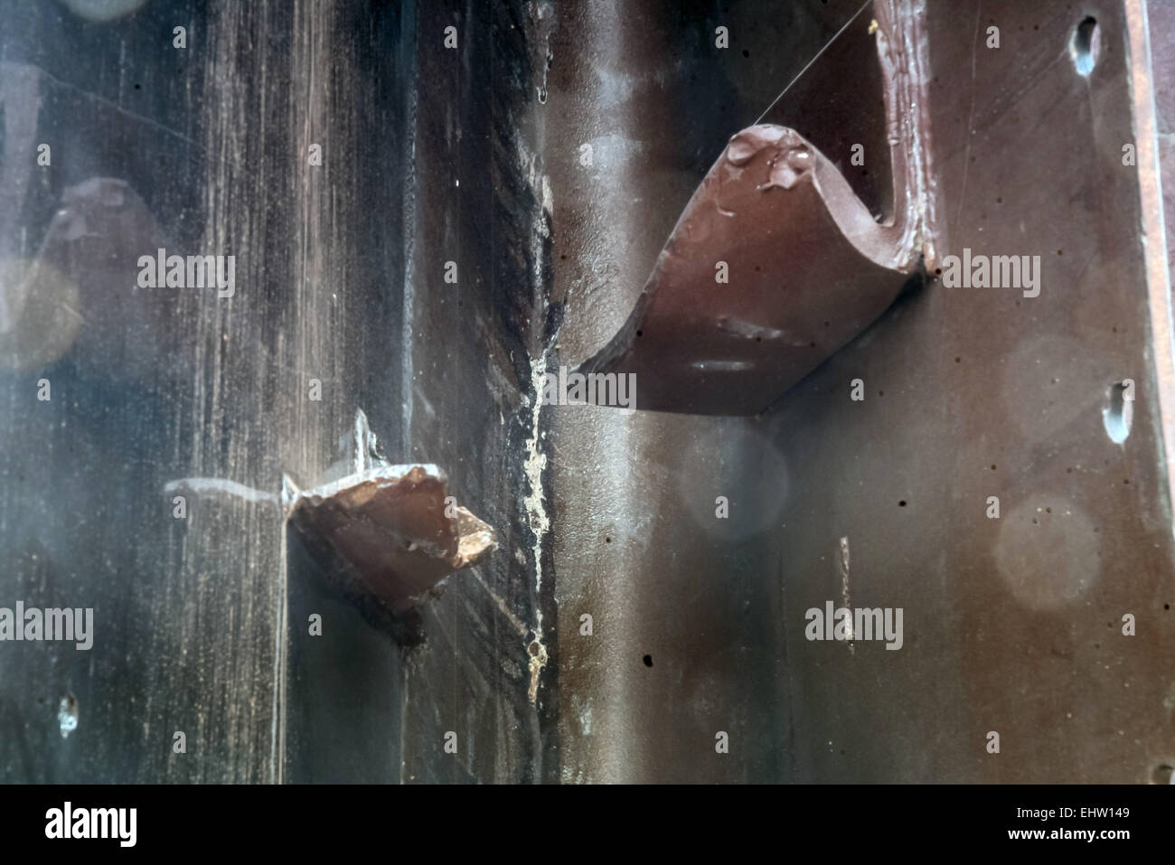 London, UK, 17th March 2015 : 9/11 Steel Sculpture unveiled in Queen ...