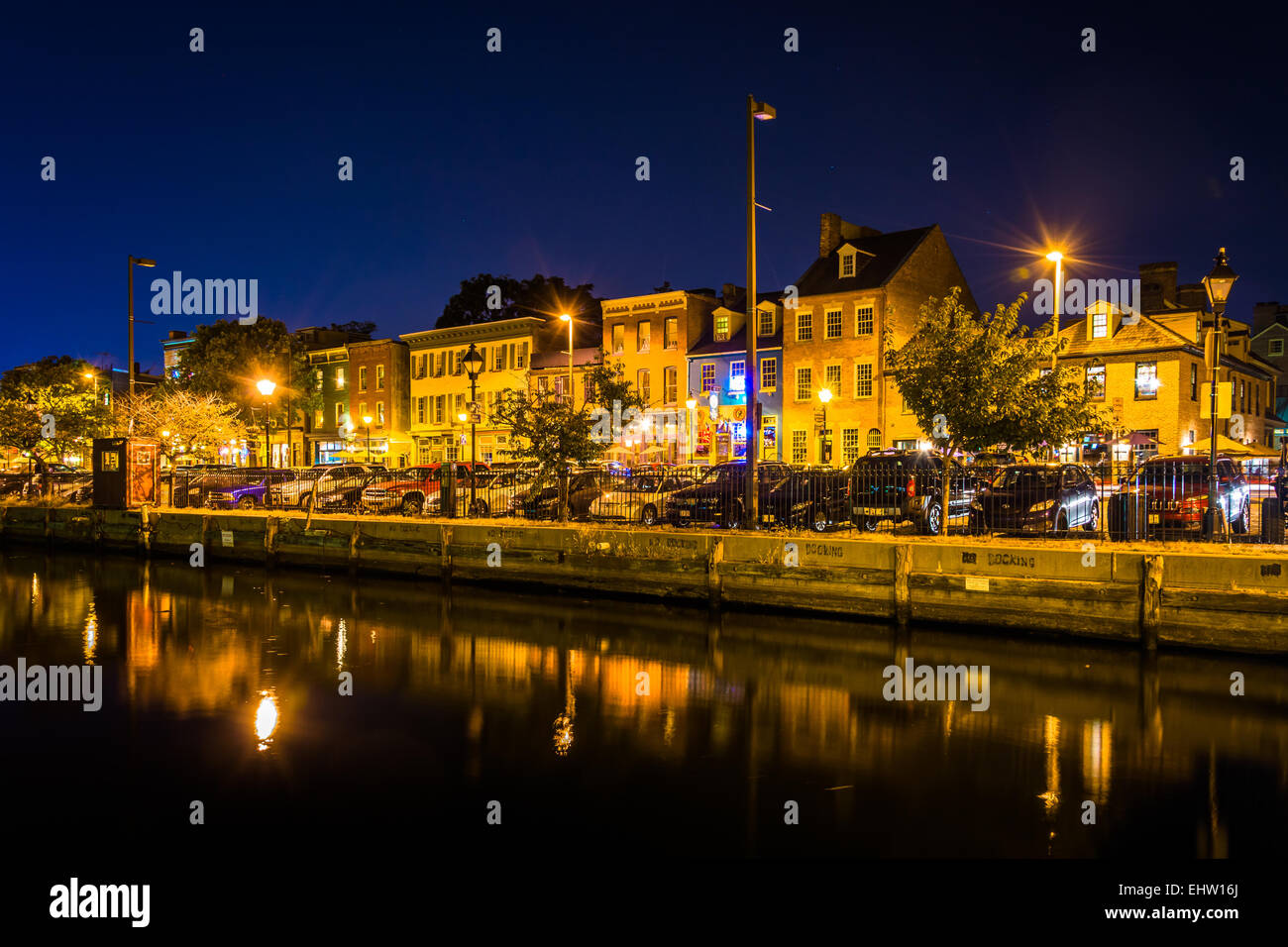 Shops and restaurants at night in Fells Point, Baltimore, Maryland Stock Photo - Alamy
