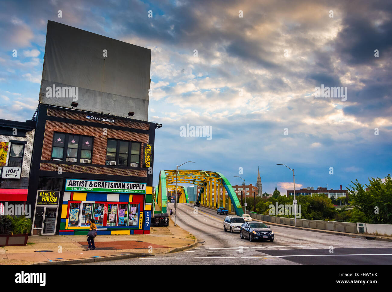 Shops and traffic on the Howard Street Bridge in Baltimore, Maryland ...