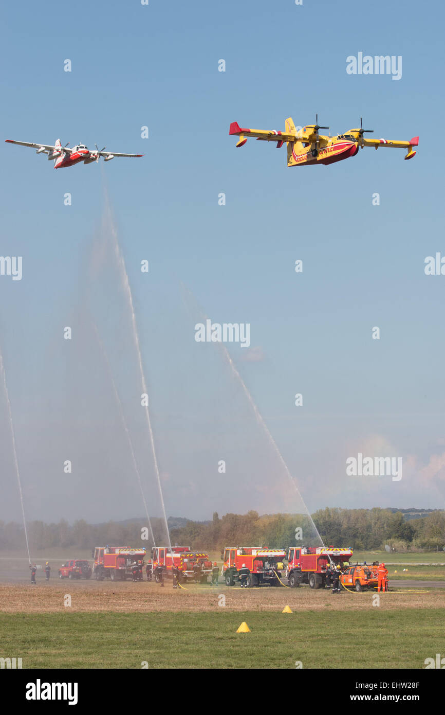 French firefighting hi-res stock photography and images - Alamy