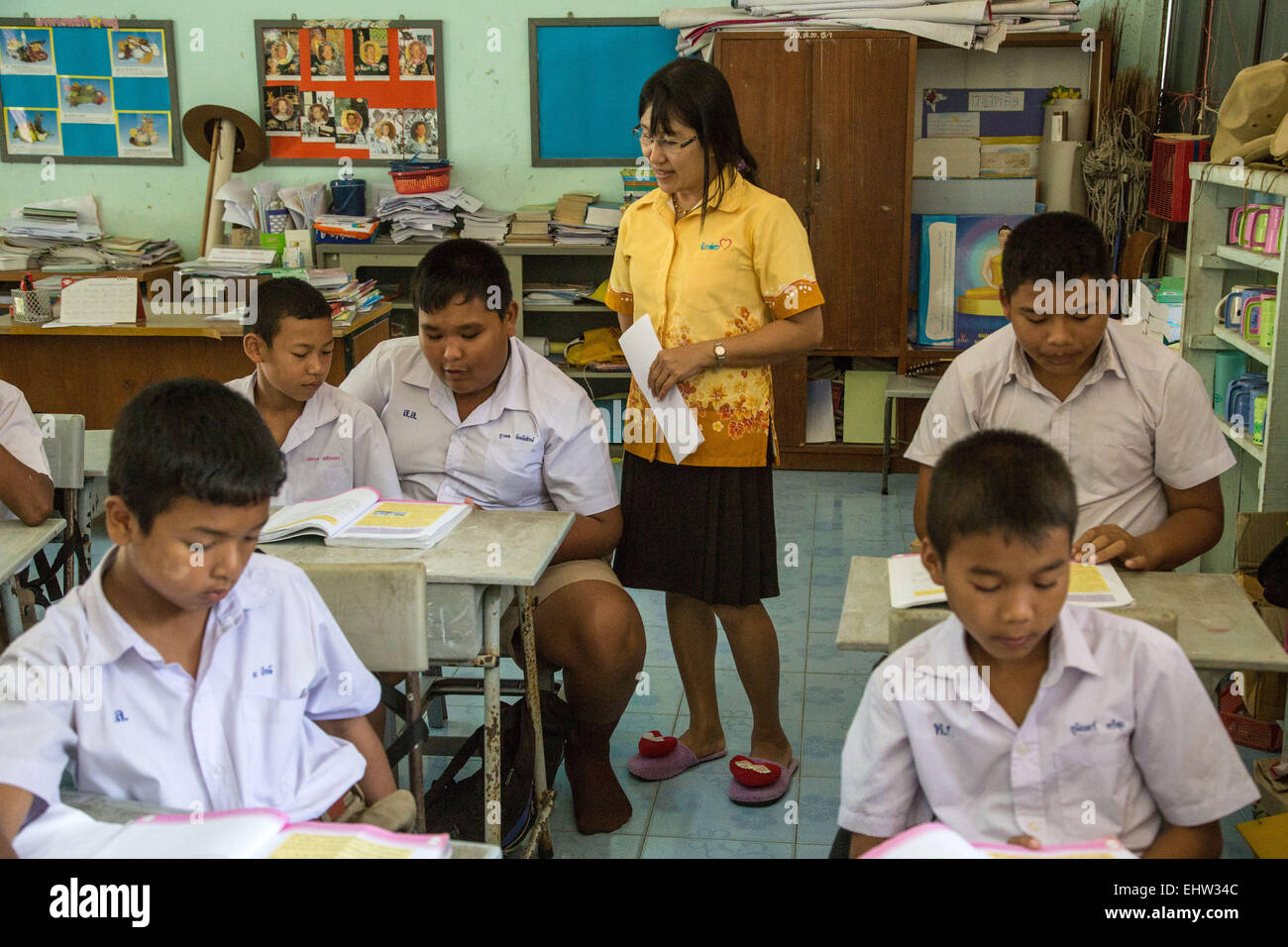 Education in reading hi-res stock photography and images - Alamy