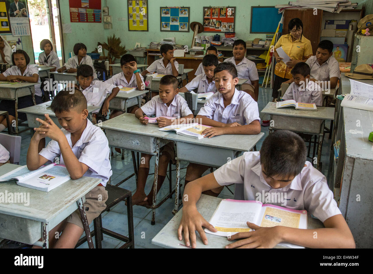EDUCATION IN THAILAND, SOUTHEAST ASIA Stock Photo - Alamy