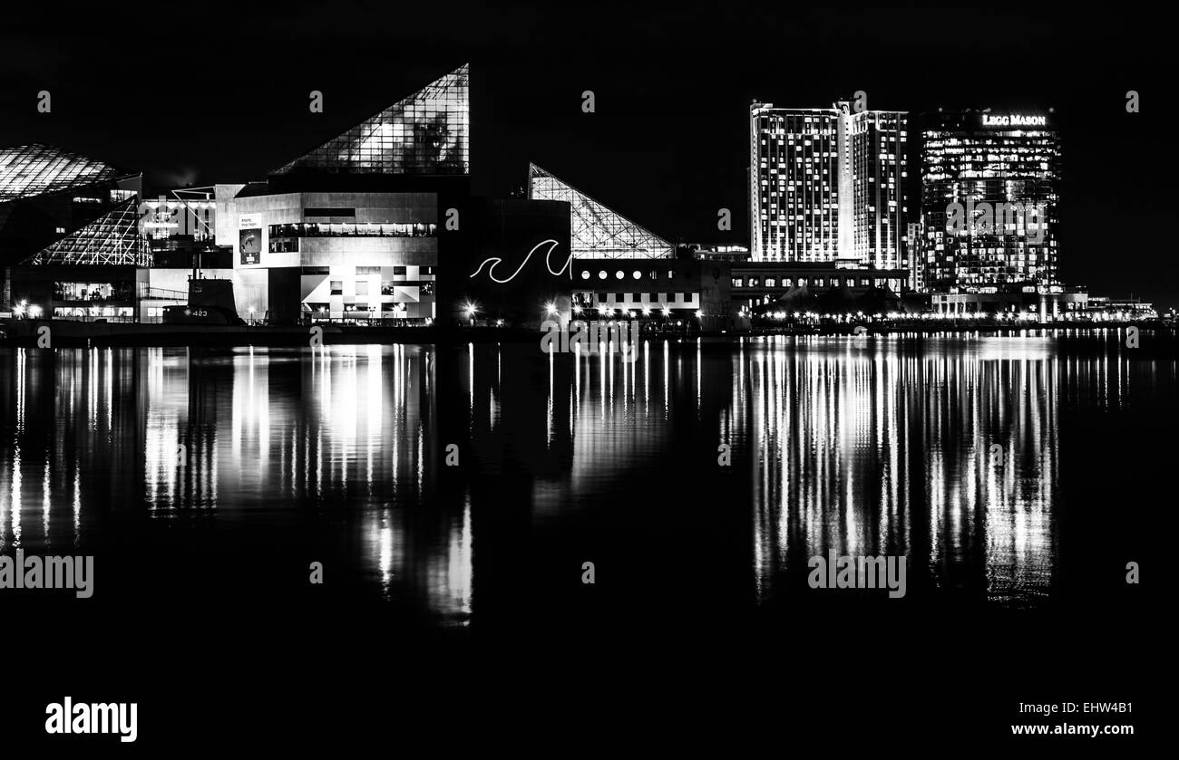 The Legg Mason Building and National Aquarium at night, in the Inner ...
