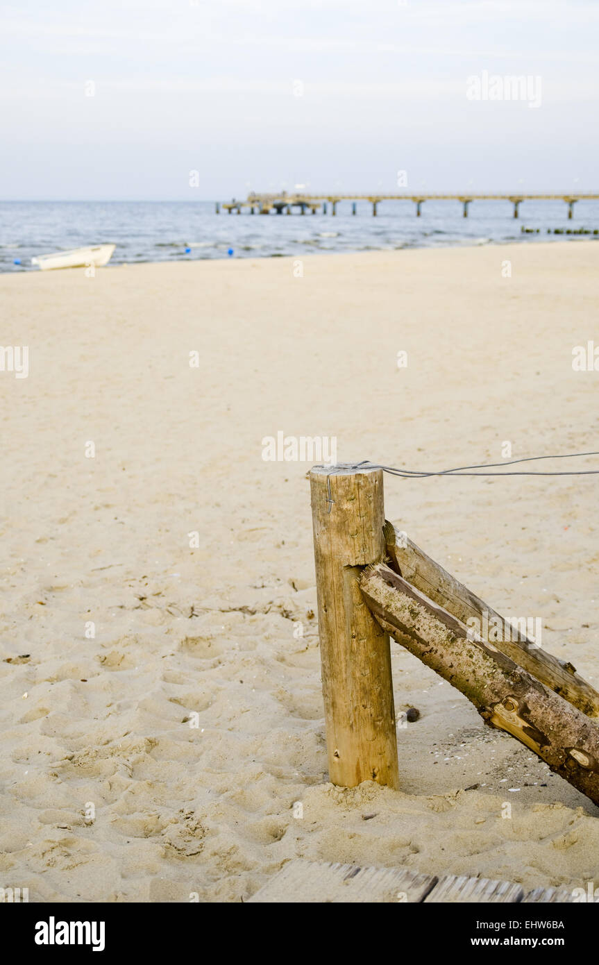 fence post by the beach Stock Photo - Alamy