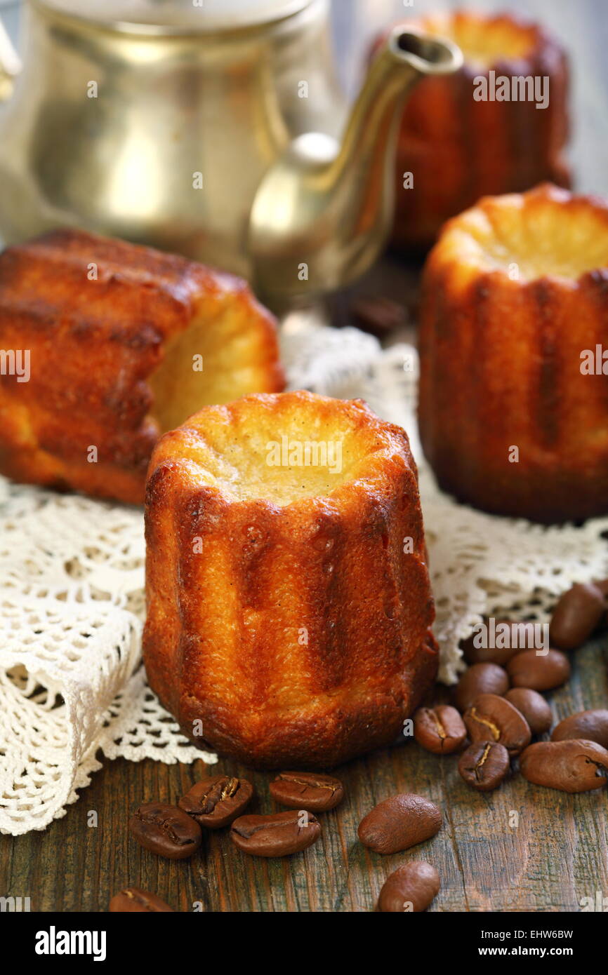 French small cake hi-res stock photography and images - Alamy