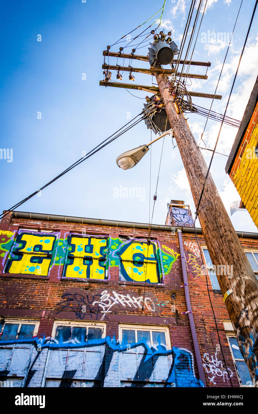 Utility pole graffiti hi-res stock photography and images - Alamy