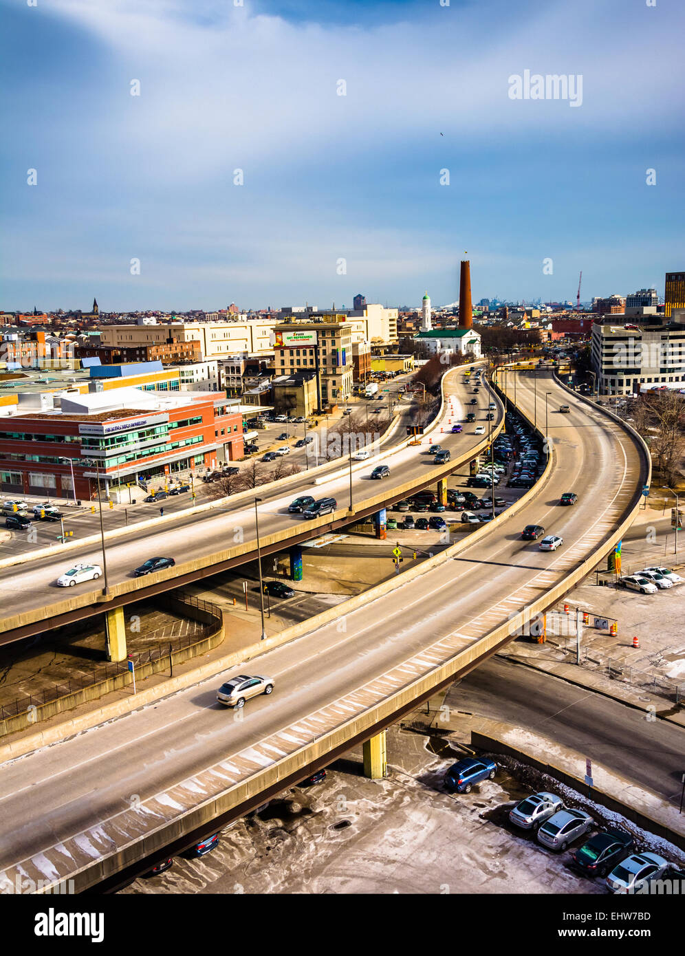 Expressway and city tourism hi-res stock photography and images - Alamy