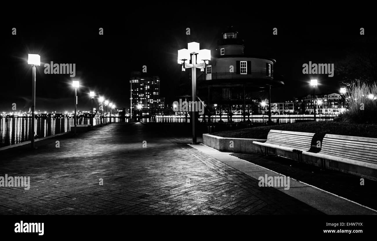 Baltimore harbor lighthouse Black and White Stock Photos & Images - Alamy
