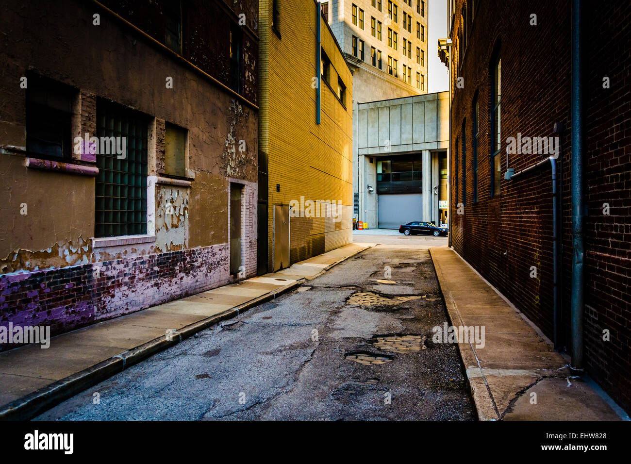 Narrow alley in Baltimore, Maryland Stock Photo - Alamy
