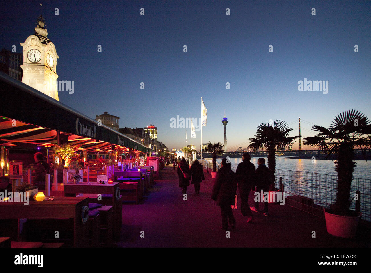 Duesseldorf rhine promenade hi-res stock photography and images - Alamy