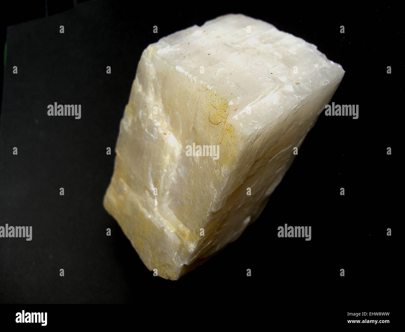 Calcite hi-res stock photography and images - Alamy