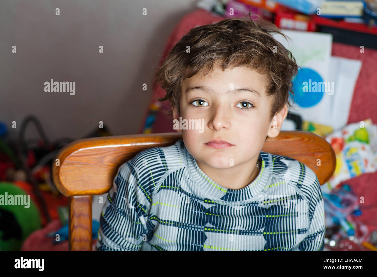Sad boy looking camera hi-res stock photography and images - Alamy
