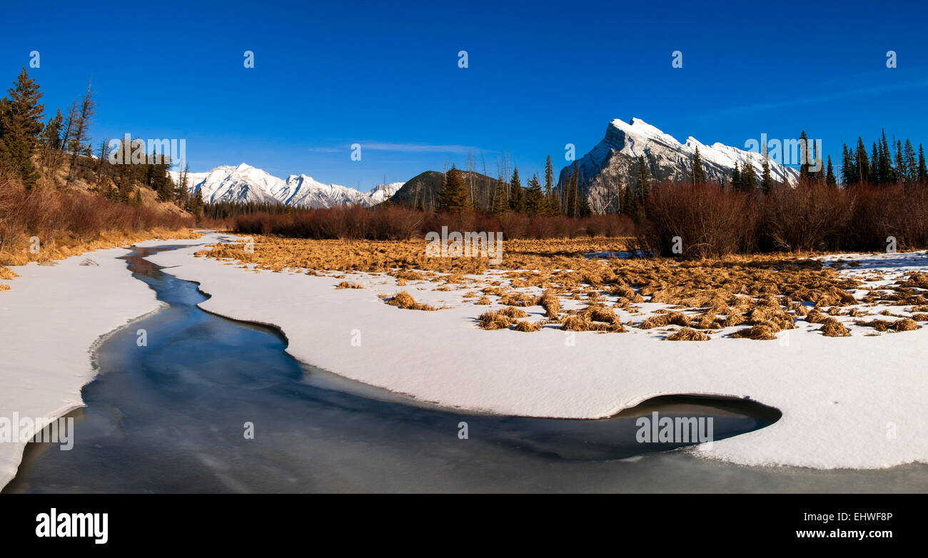 Mount Rundle and Vermilion Lakes in winter, Banff National Park Alberta ...