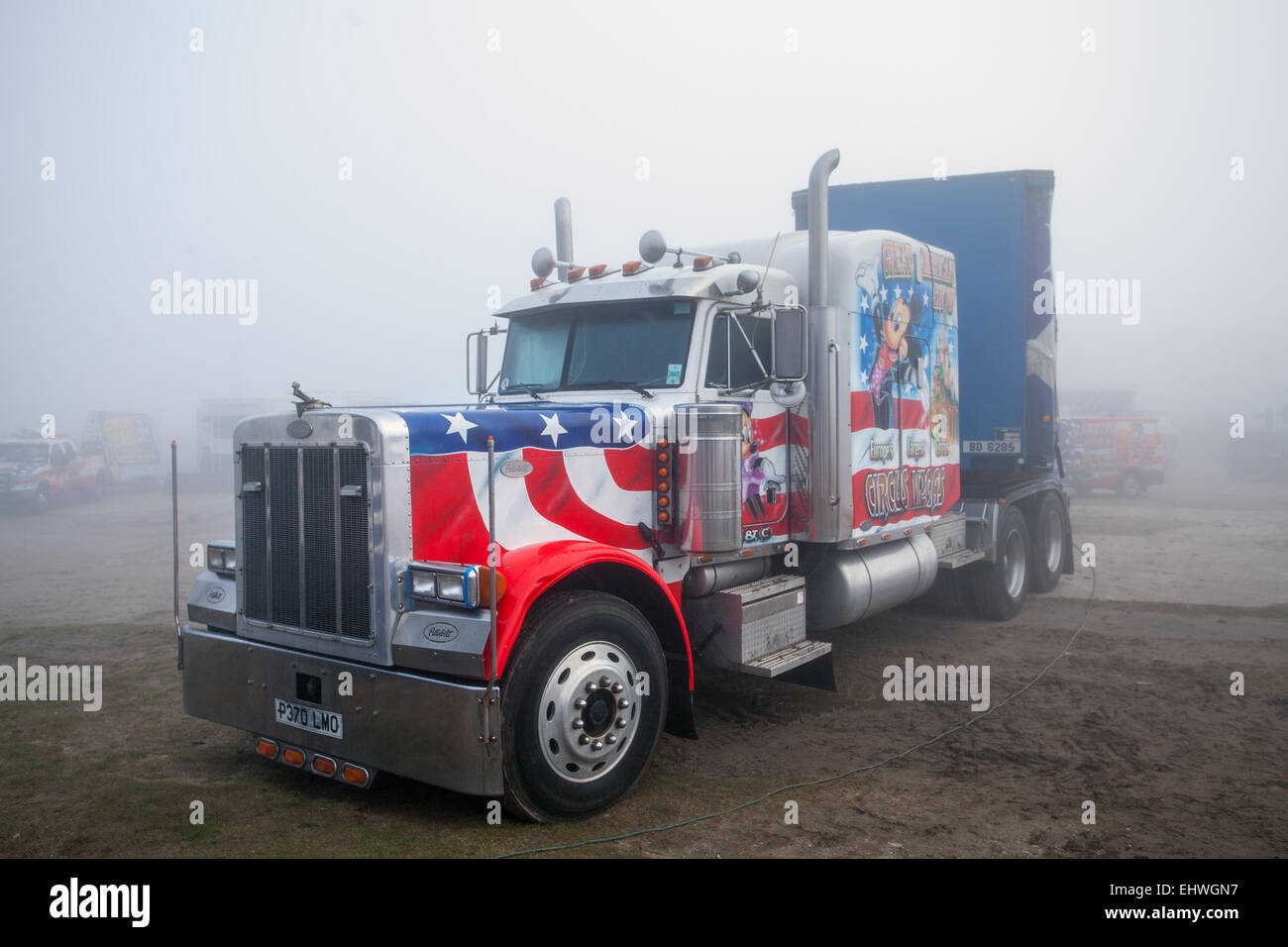 Peterbilt 379 american truck hi-res stock photography and images - Alamy