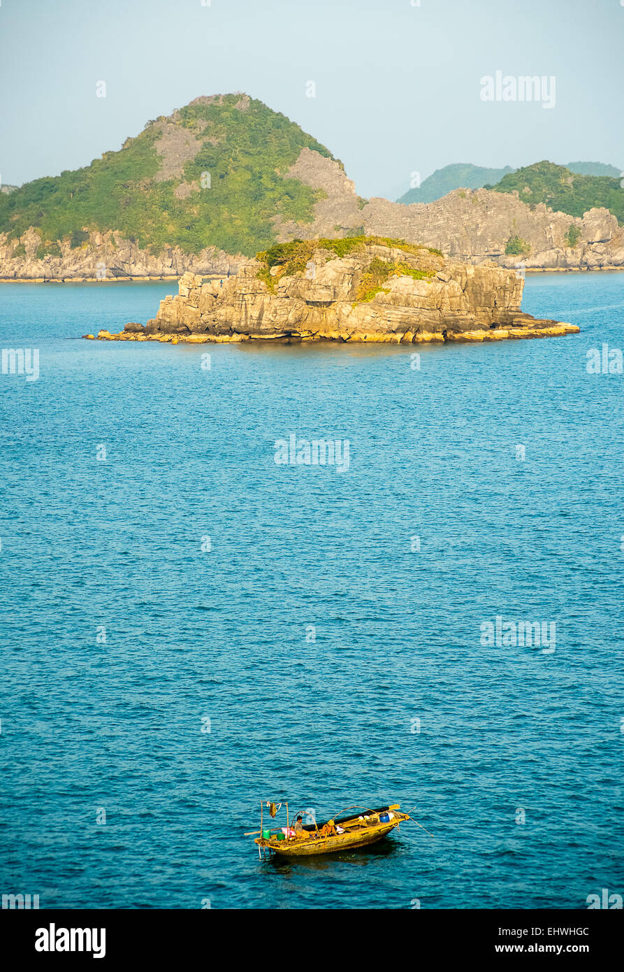 Beautiful rocky islands near cat hi-res stock photography and images ...