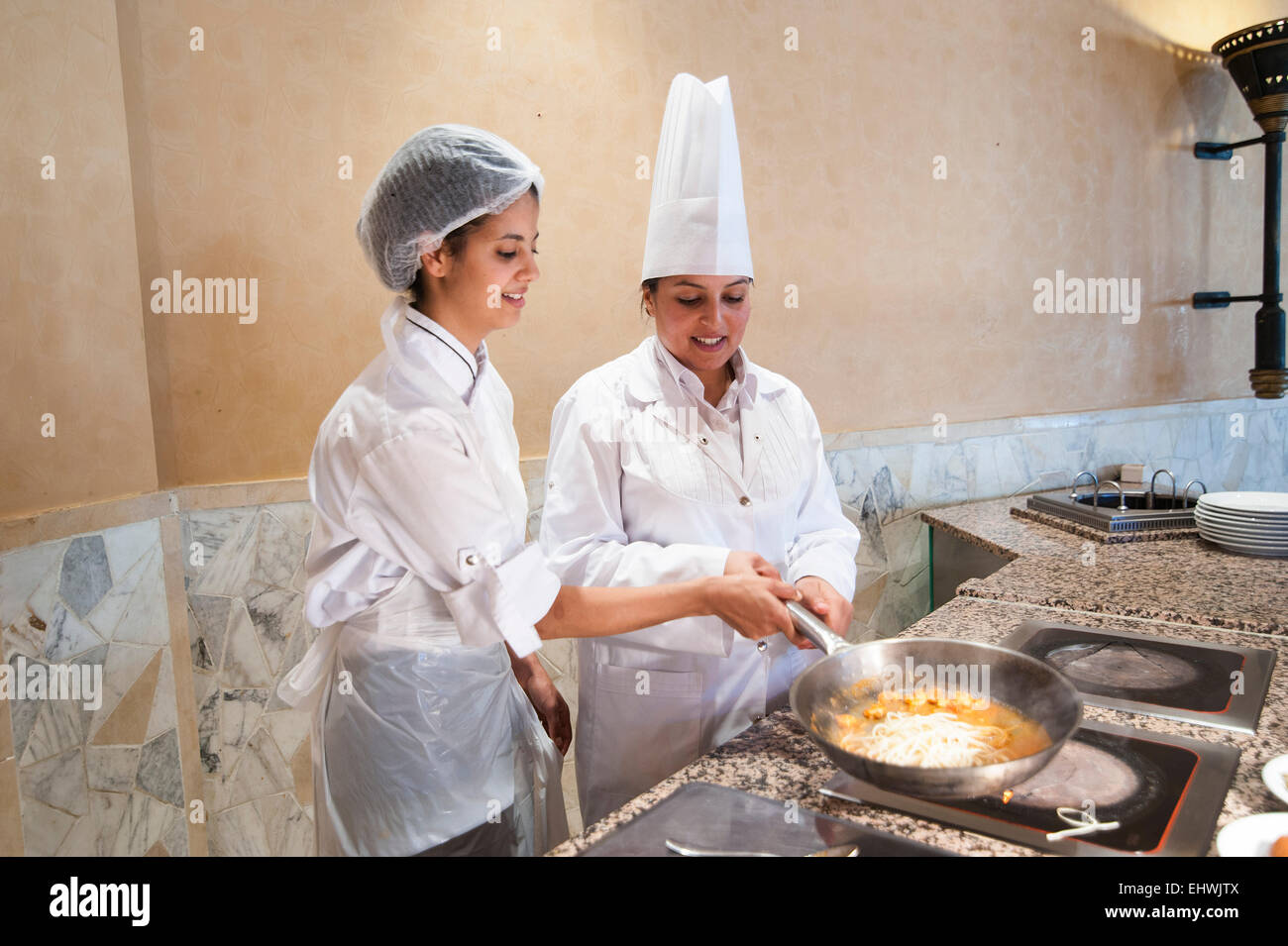 Open buffet hi-res stock photography and images - Alamy