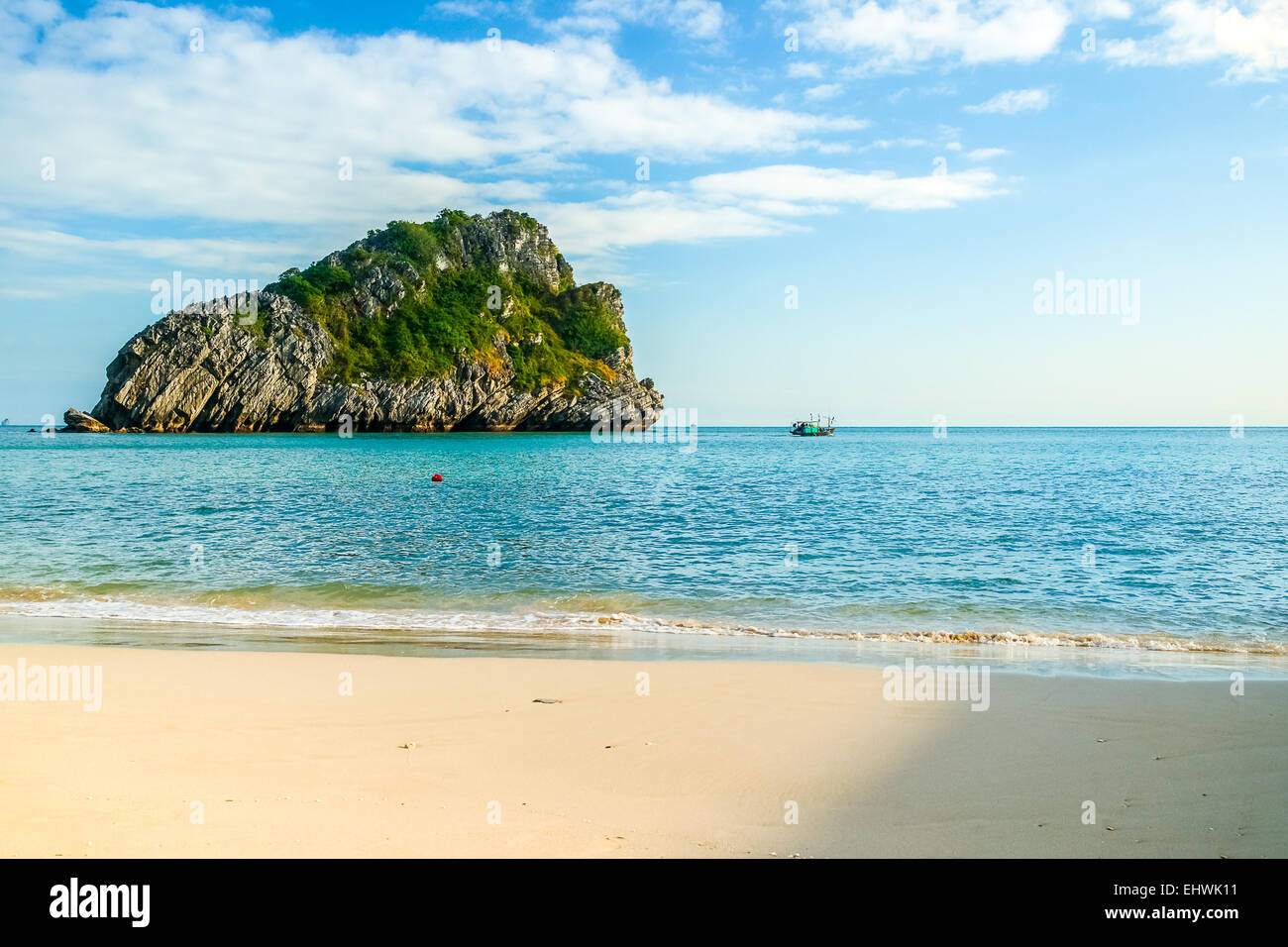 Beautiful rocky islands near cat hi-res stock photography and images ...
