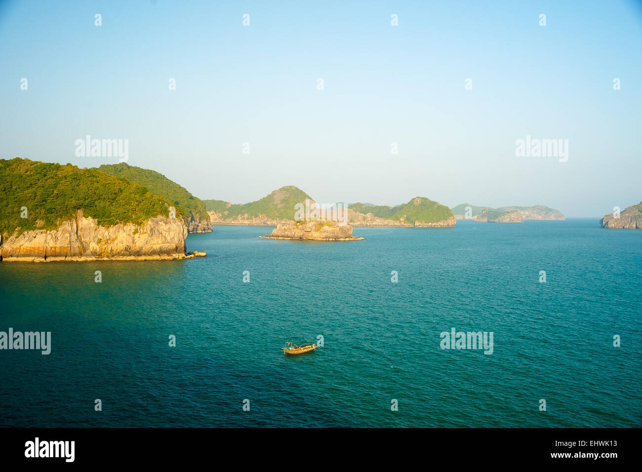 Beautiful rocky islands near cat hi-res stock photography and images ...