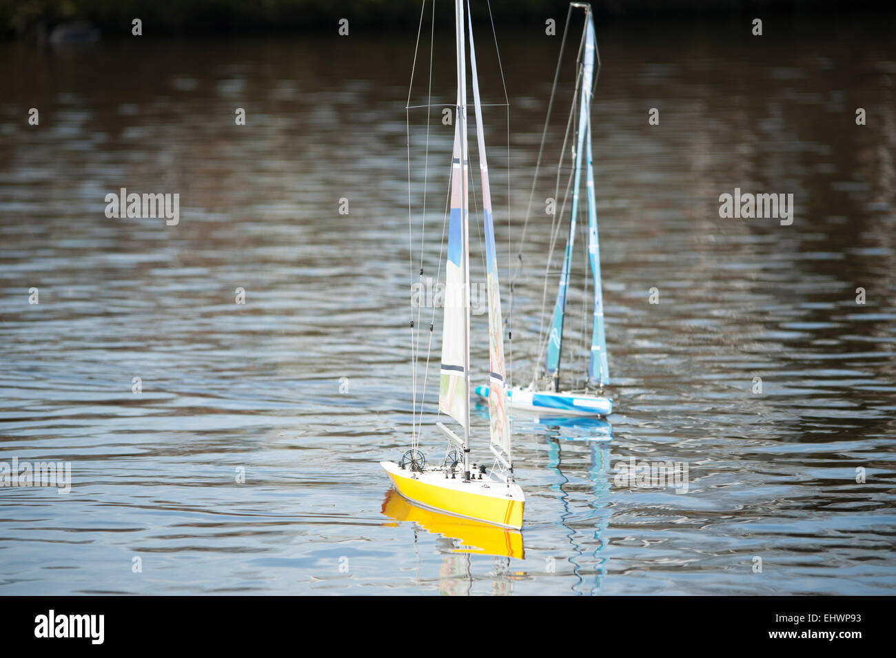 Miniatur schiffsmodelle hi-res stock photography and images - Alamy