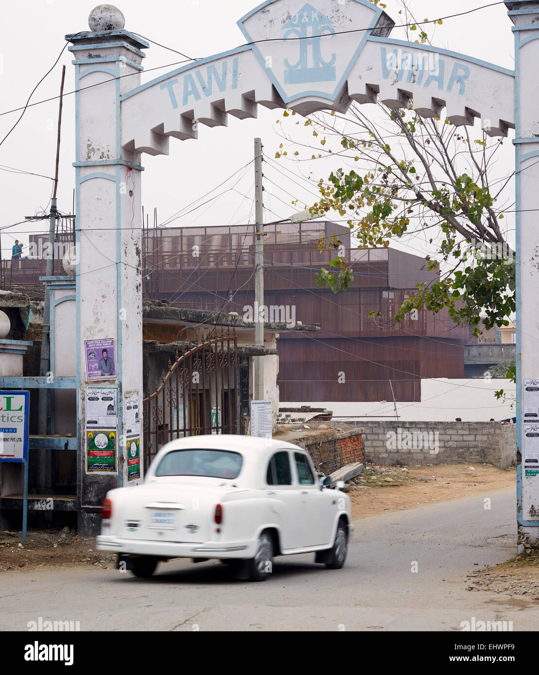 Car compound hi-res stock photography and images - Alamy
