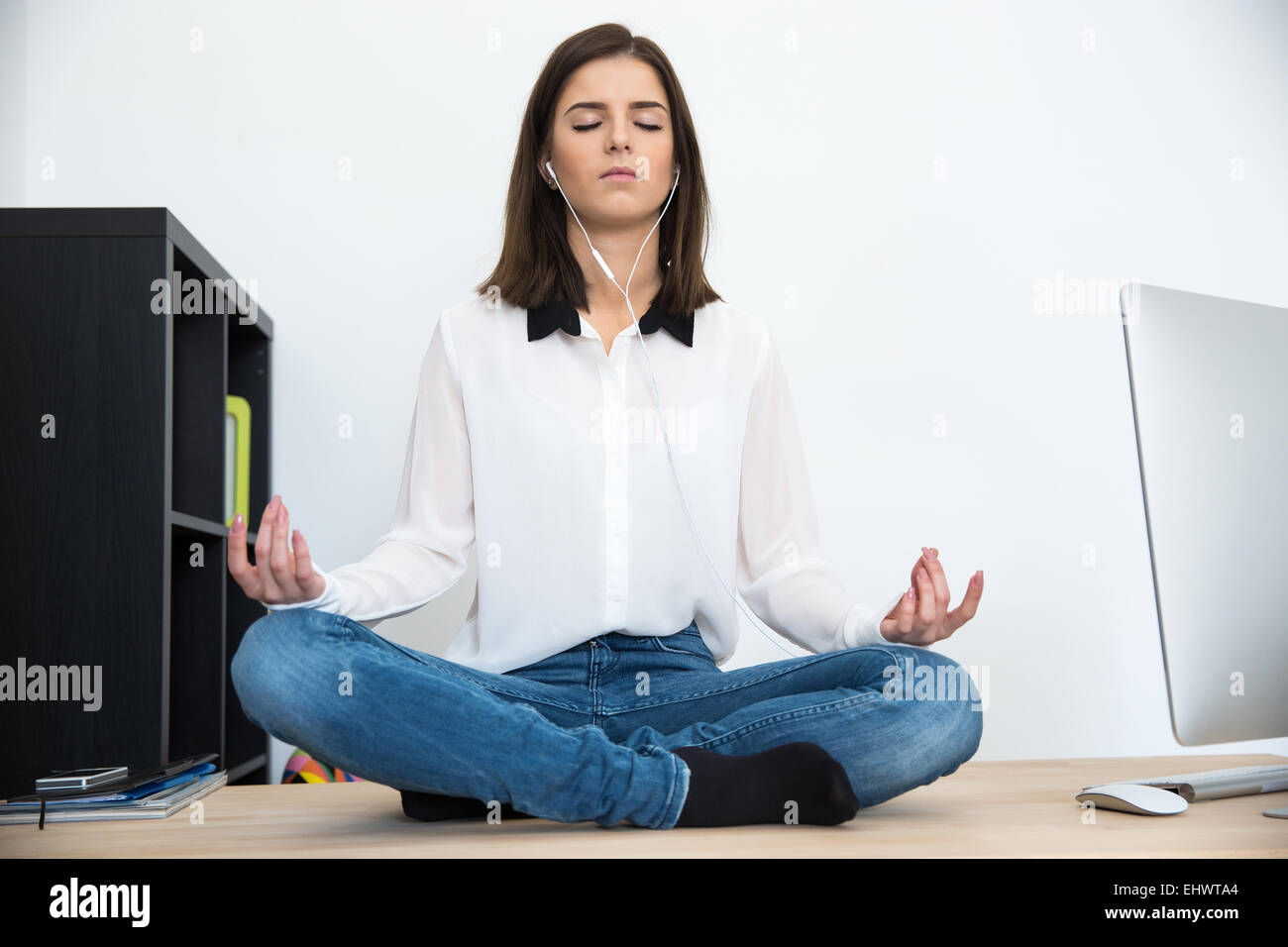 Meditation office woman hi-res stock photography and images - Alamy