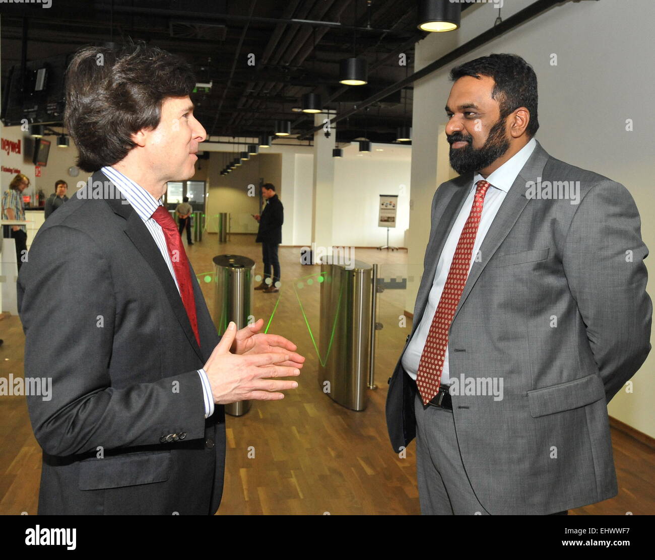 Andrew Schapiro, Suresh Venkatarayalu Stock Photo - Alamy