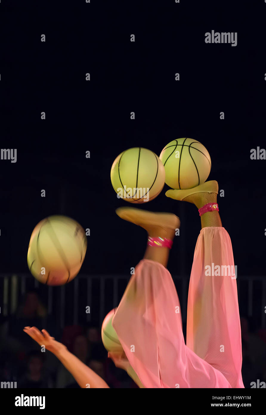 Balance ball circus hi-res stock photography and images - Alamy