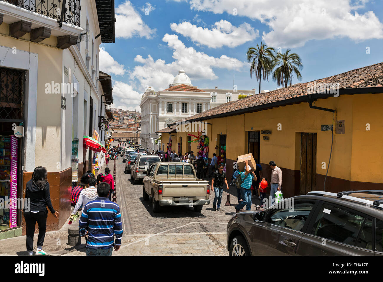Ecuador, Quito, road traffic Stock Photo - Alamy