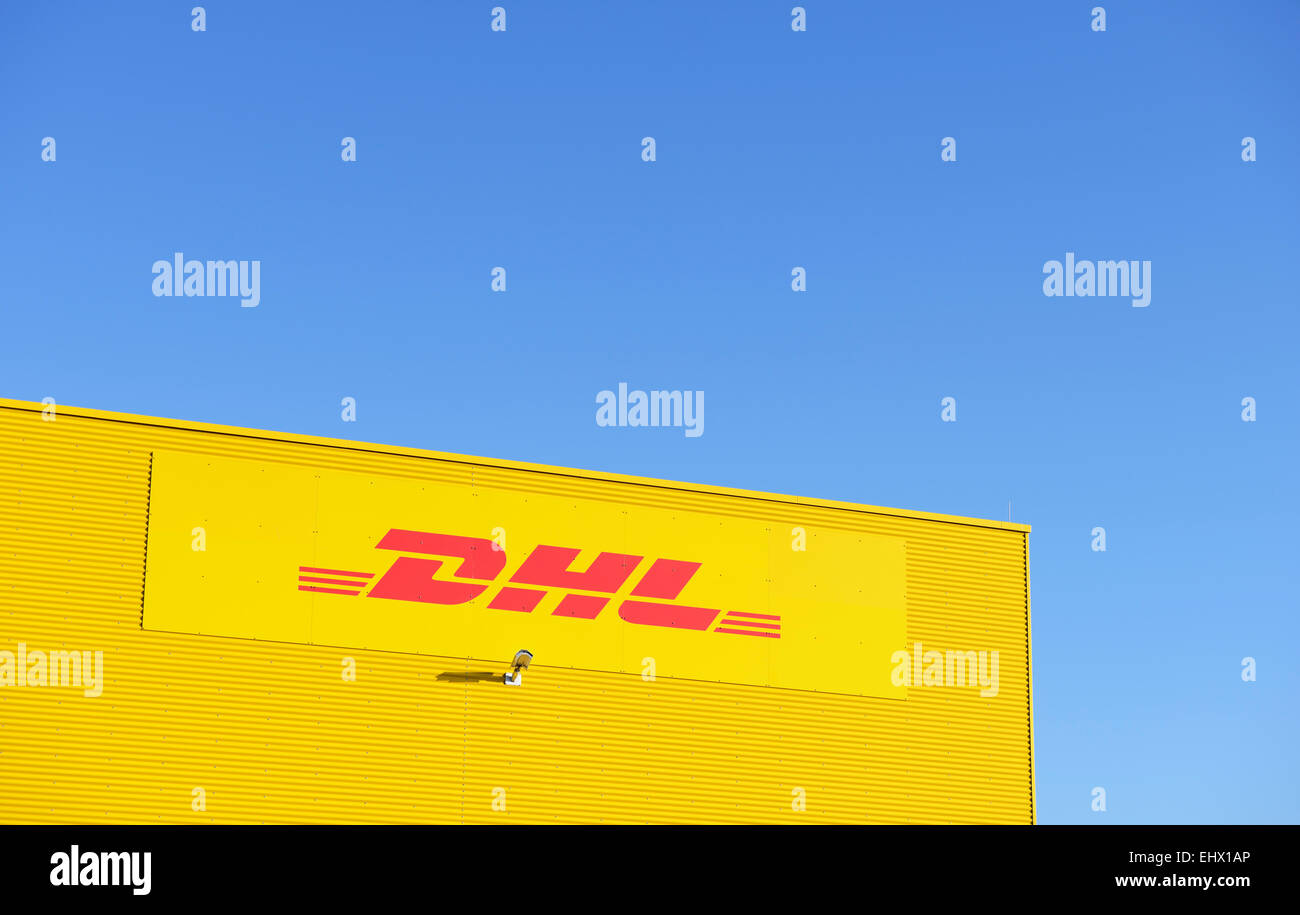 Dhl logo hi-res stock photography and images - Alamy
