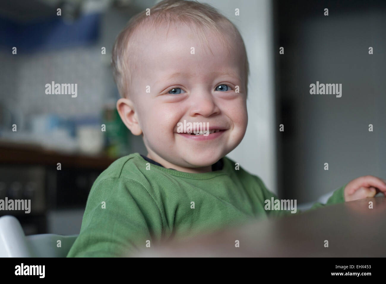 Portrait of smiling little boy Stock Photo - Alamy