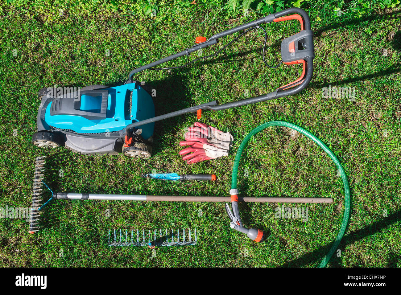 Group gardening tools hi-res stock photography and images - Alamy