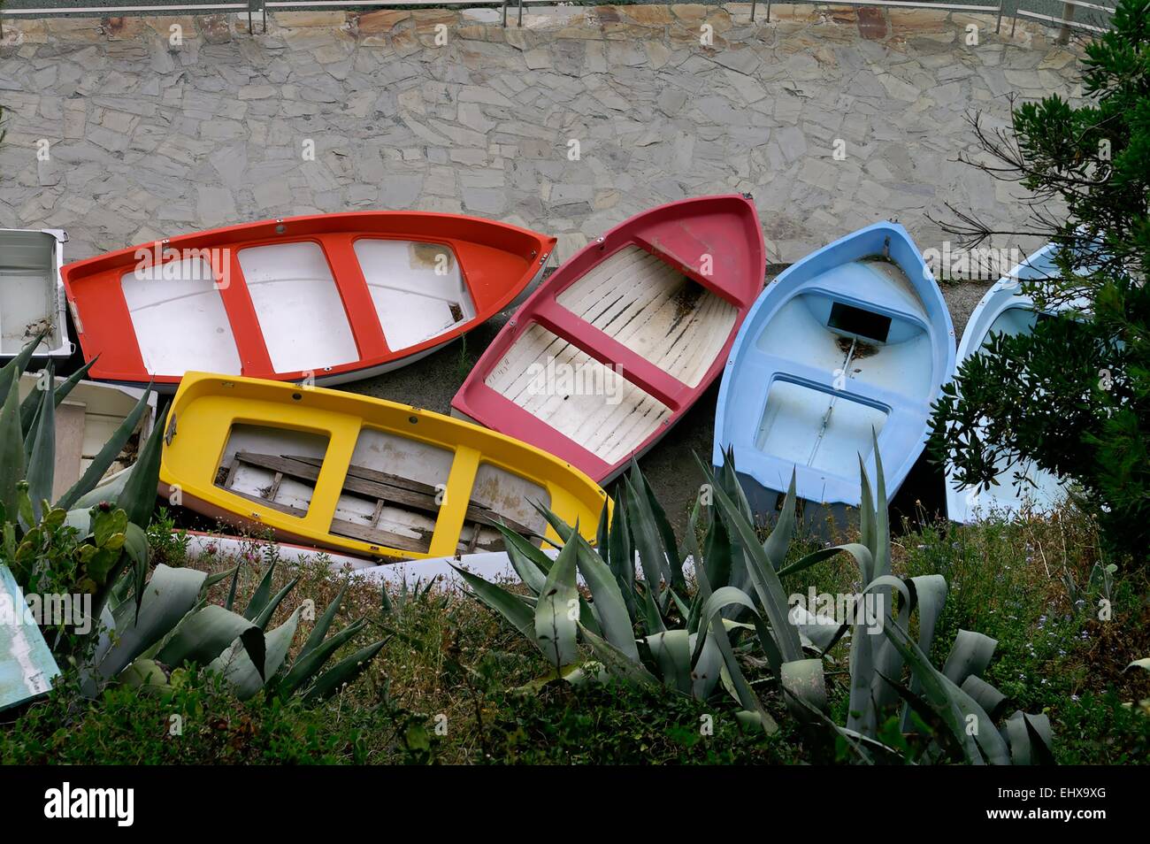 Several row boats hi-res stock photography and images - Alamy