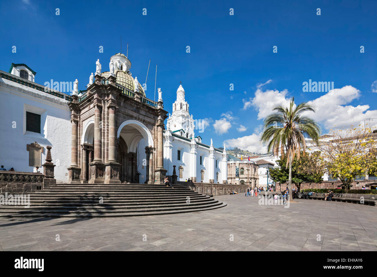 Independence day of ecuador hi-res stock photography and images - Alamy