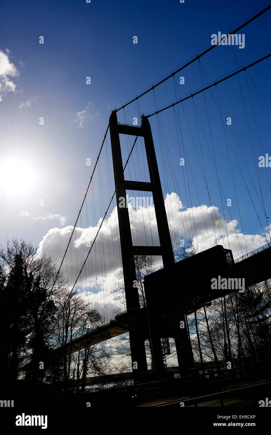 Humber Bridge Towers, Humberside, East Yorkshire, Northern England ...