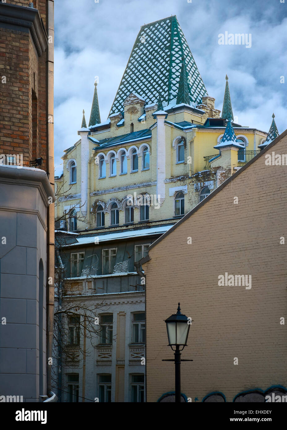 Peculiar architecture hi-res stock photography and images - Alamy