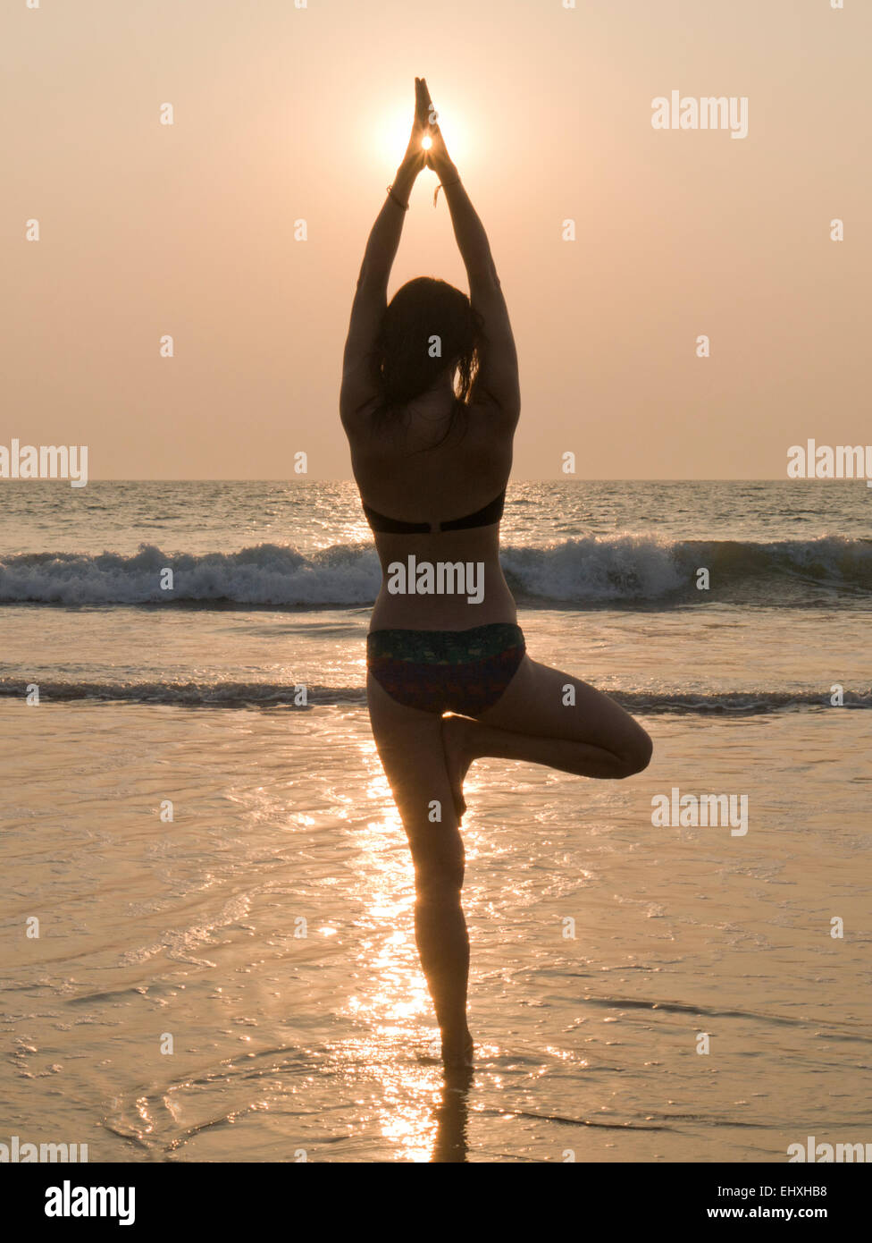 Tree posture hi-res stock photography and images - Alamy