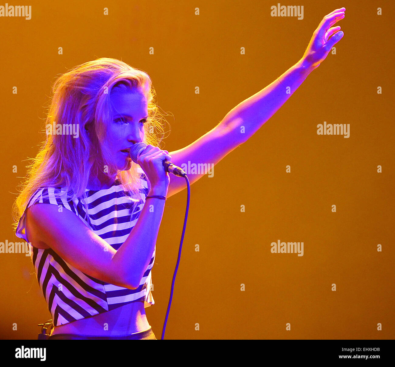 Erasure band hi-res stock photography and images - Alamy