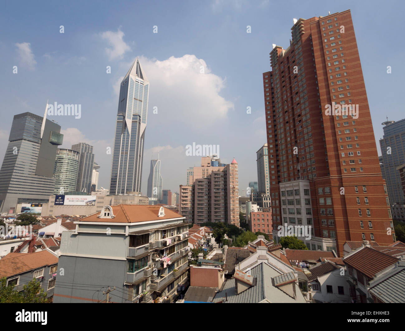 Tall Buildings In Shanghai Stock Photos & Tall Buildings In Shanghai ...