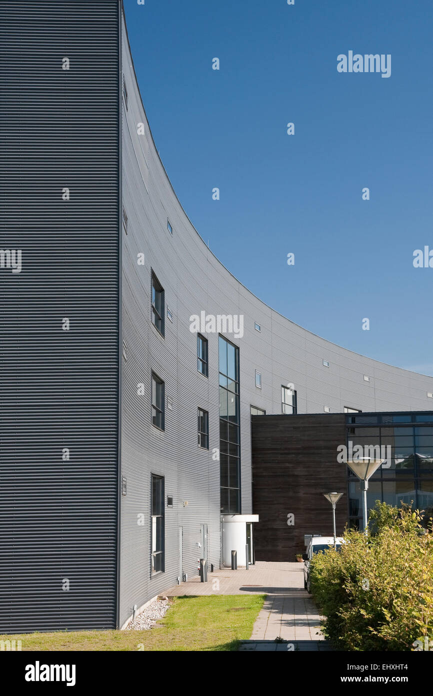 Curved building hi-res stock photography and images - Alamy